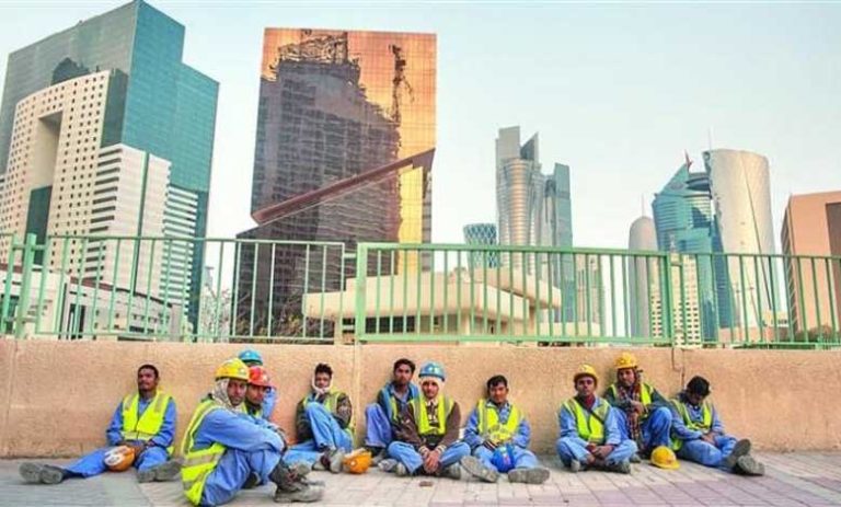 Workers at the 2022 World Cup told AFP: Qatar stole our dreams - En ...