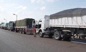 Preventing freight trucks from crossing at Al Batha border crossing ...