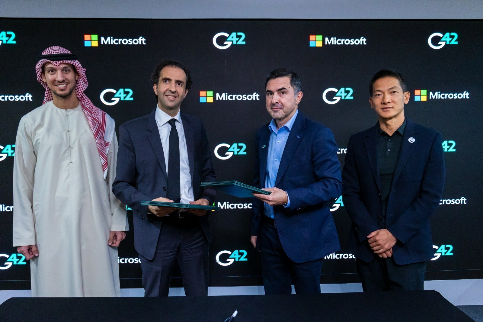 A New Phase of the Strategic Partnership: "G42" and Microsoft - En.ImArabic