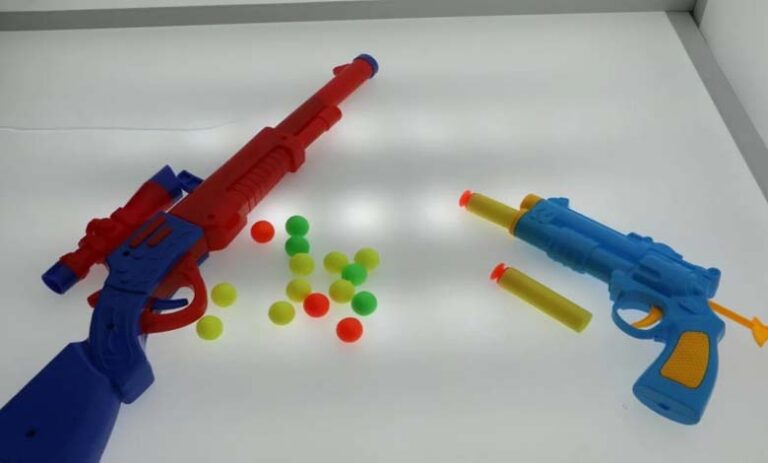 Toy gun triggers crisis in Germany - En.ImArabic