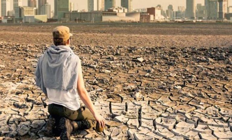 Warning of human mass extinction - En.ImArabic