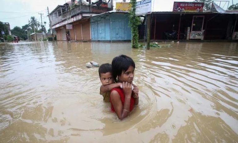 28 People Drown in Indian Floods - En.ImArabic
