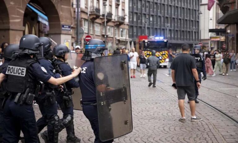 New Protests in France: Public Anger Rises Against Lecornu - En.ImArabic