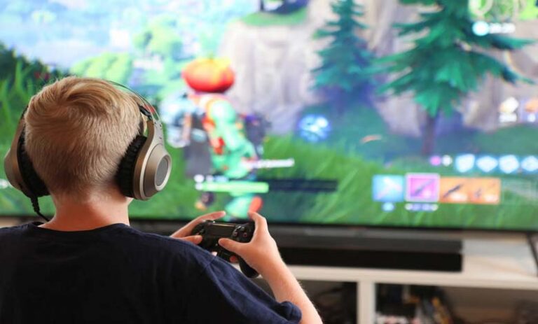 Can Video Games Enhance Children’s Intelligence More Than Social Media ...