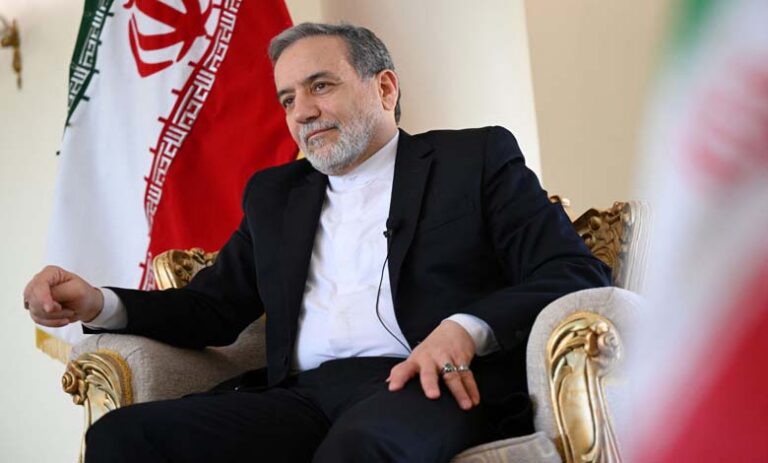 Iran in the crosshairs of Lincoln and its sisters… Messages of fire ...